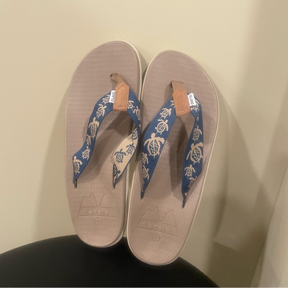 island slippers | Shoes | Island Slipper Moku Wahine Tan Thong Flip ...